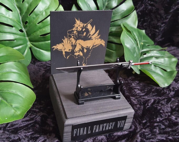 Final Fantasy VII Mini Buster Sword Display Stand - Cloud Strife ...