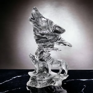 Howling Wolf Figurine, 3 Wolves Figurine, Wolf Statue, Home Decor ...