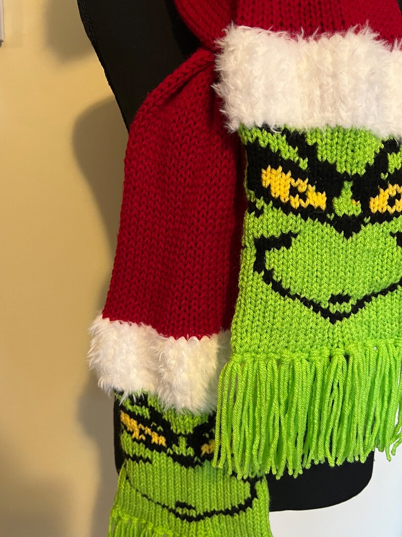 Festive Face Knit Scarf Pattern for Addi 46 Pin and Sentro 48 Pin ...