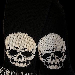Spooky Skull Knit Hat & Scarf Pattern for Addi 46 /sentro 48 Circular ...