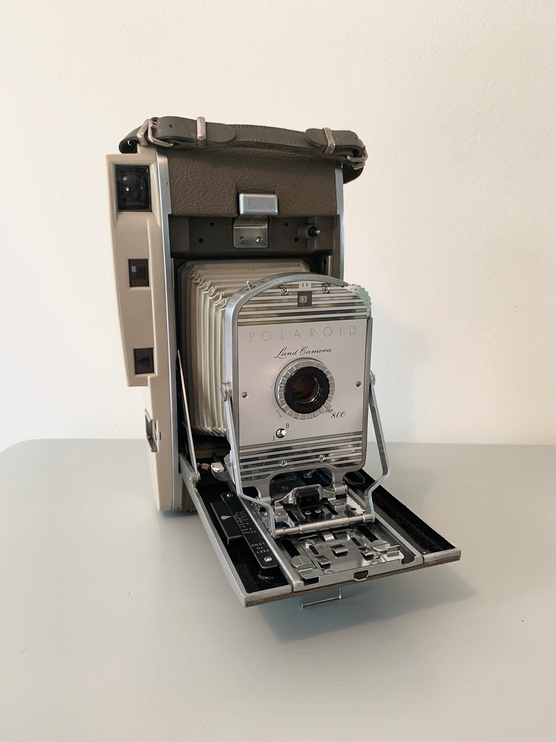 Vintage 1950s Polaroid 800 Land Camera W/accessories, Wink Light ...