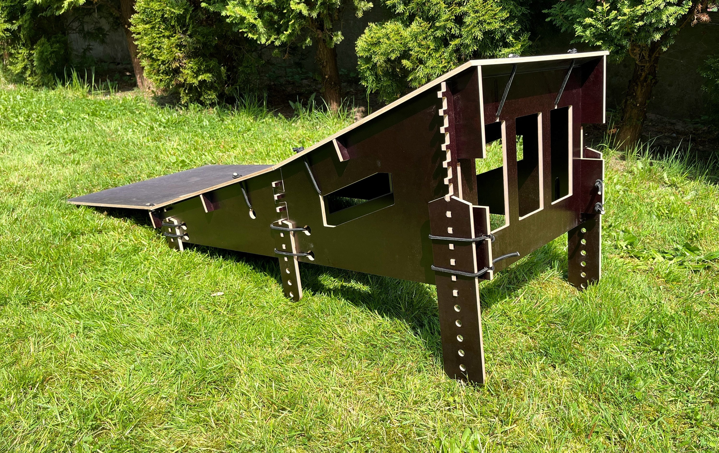 MTB Hopper Kicker Portable Jump Ramp Mobile Launcher Bike BMX (size M ...