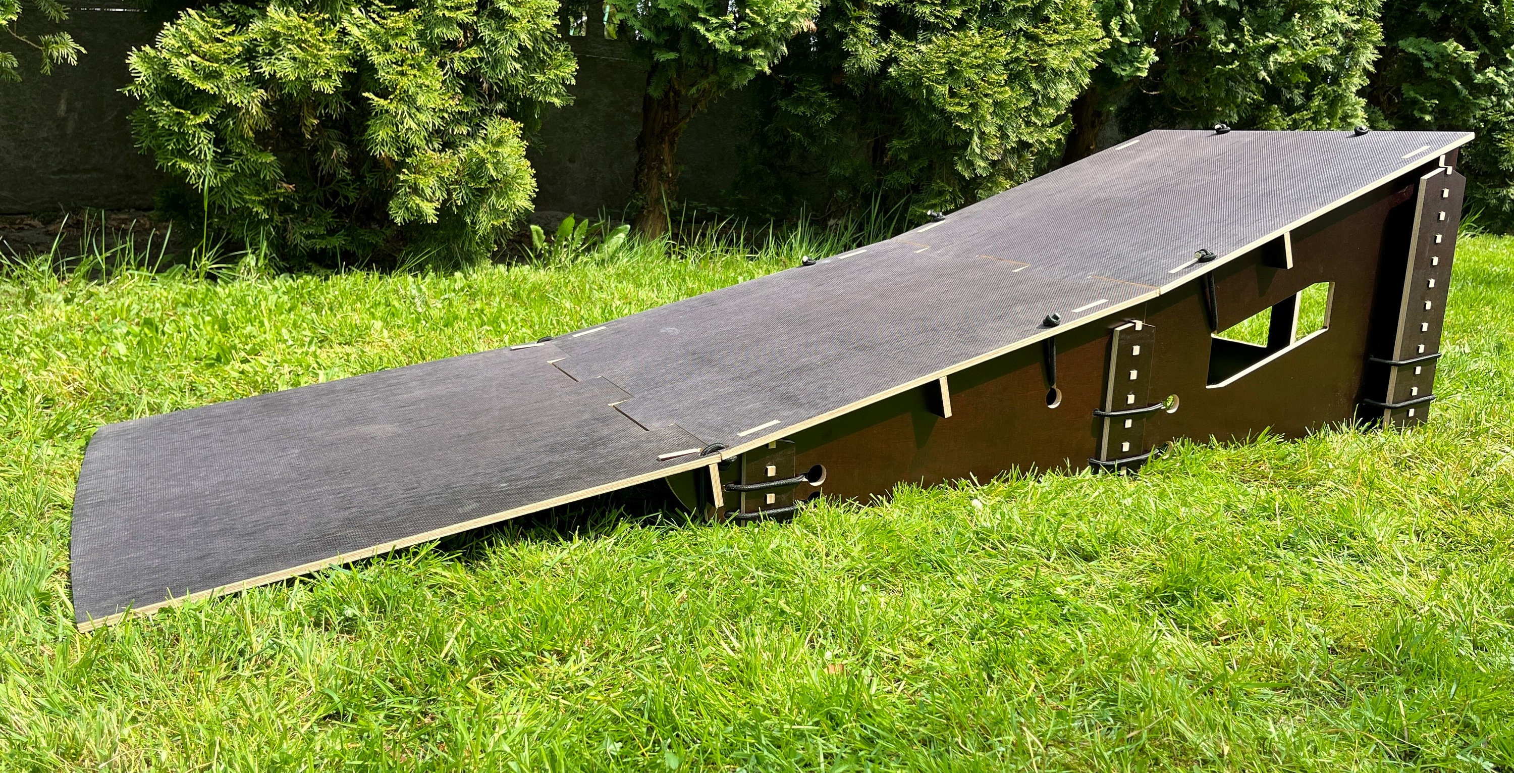 MTB Hopper Kicker Portable Jump Ramp Mobile Launcher Bike BMX (size M ...