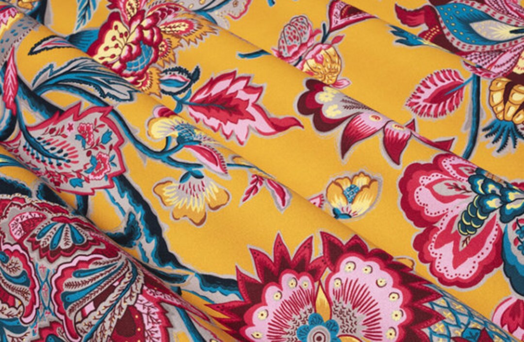 Certified Oeko-tex Floral Cotton Upholstery Fabric – Elegant Floral ...