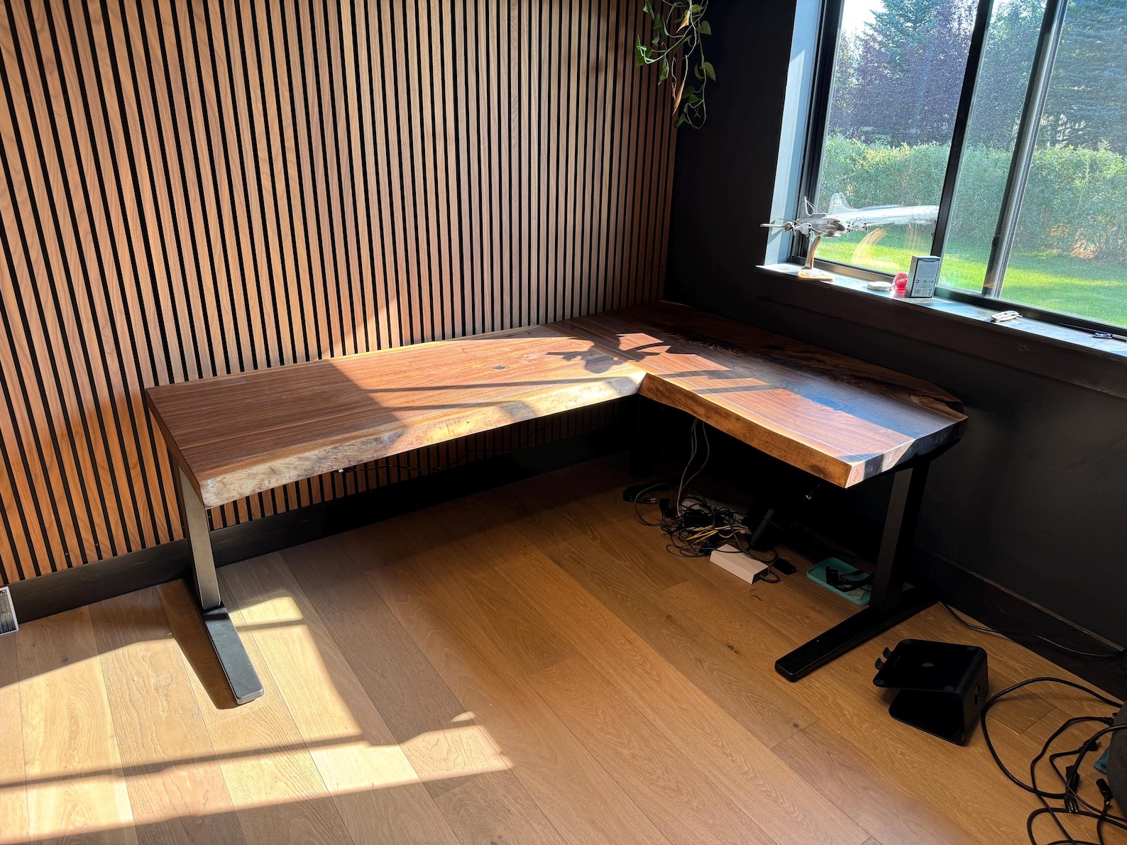 Live Edge Walnut Corner Desk. - Etsy