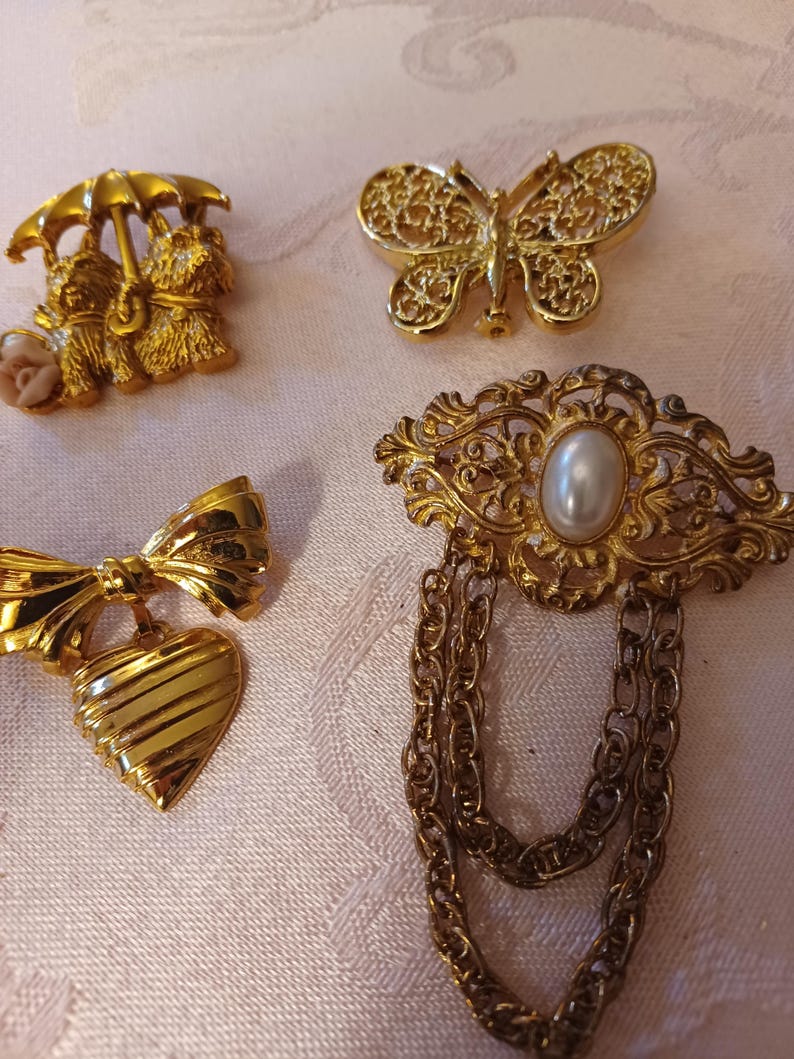 Vintage Brooches Assortment - Etsy