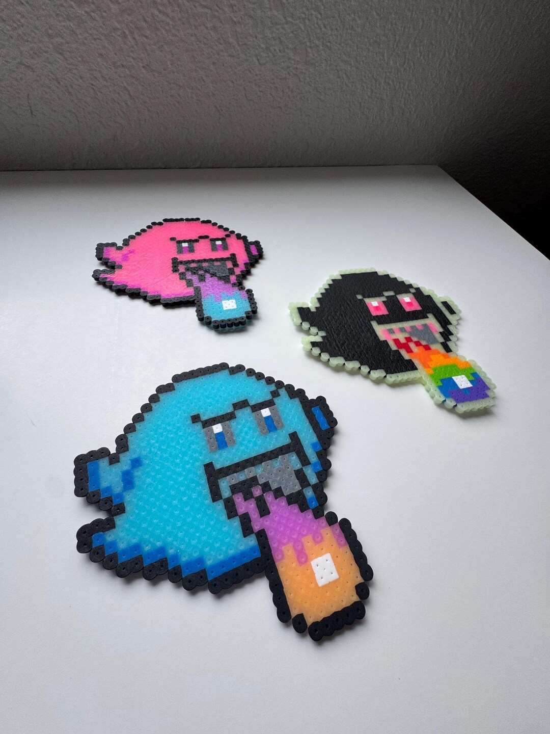 Trippy Boo Ghost Perler Bead Necklace | EDM Perler, Perler Bead Art ...