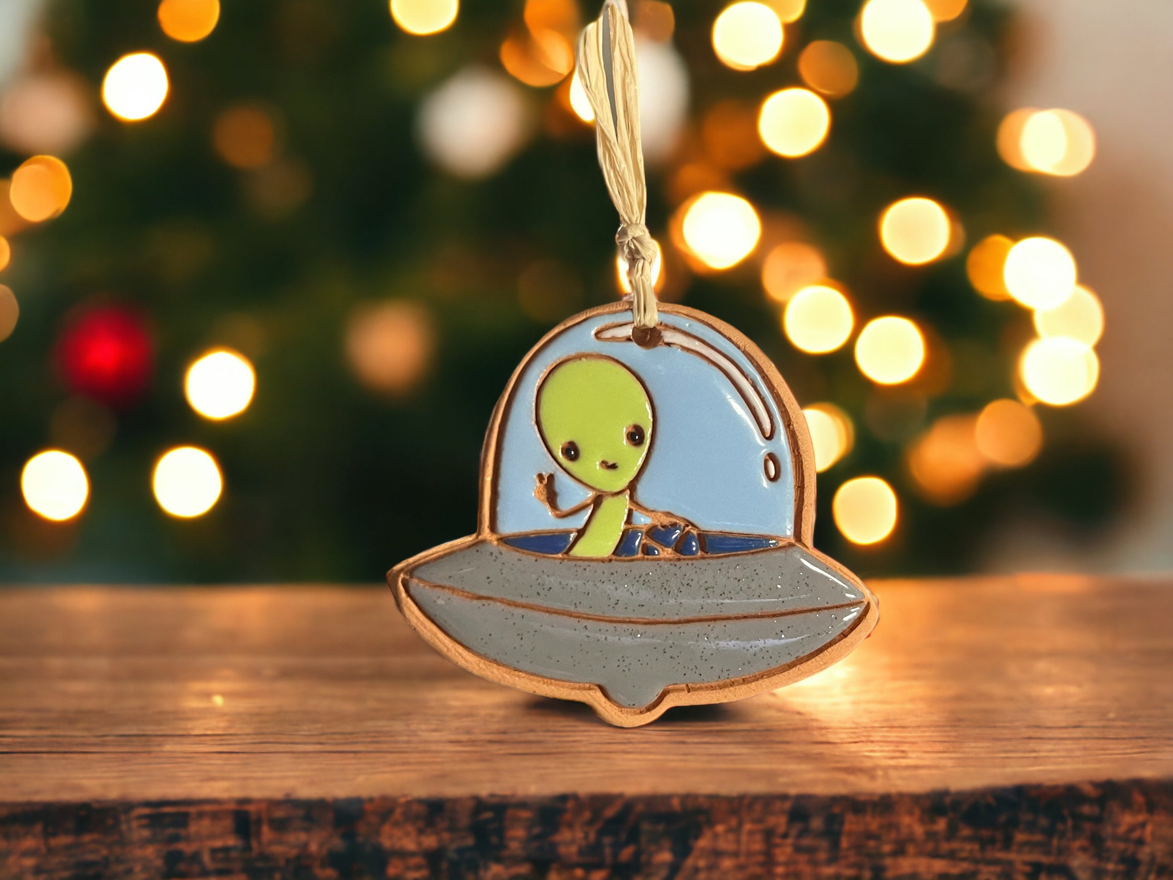 UFO Alien Ornament color Variations - Etsy