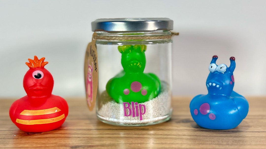Pet Monster in a Jar - Spooky Halloween Toy - Fun Monster Collectible ...