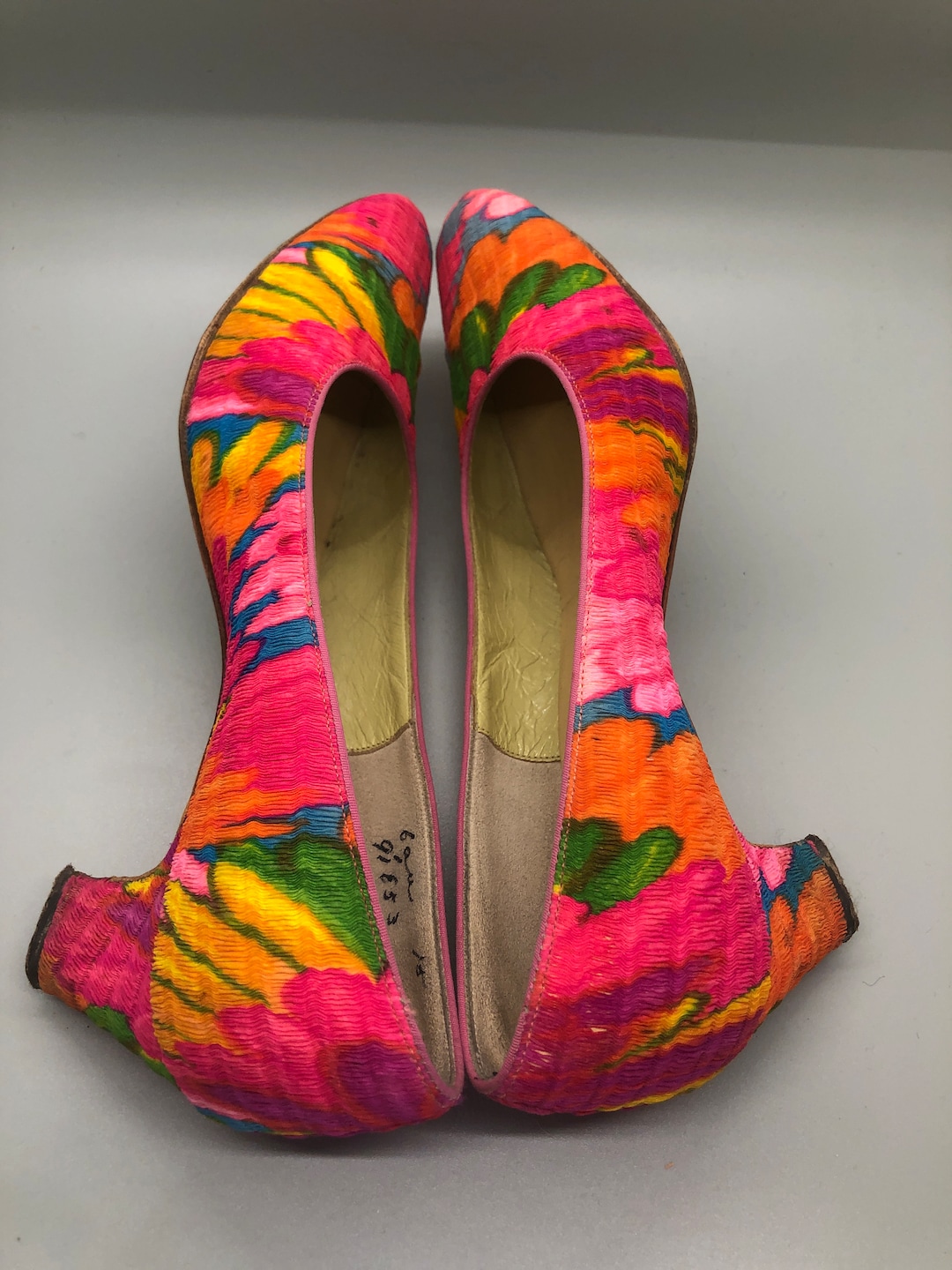 Vintage 60s Day-glo Kitten Heel Pumps - Etsy