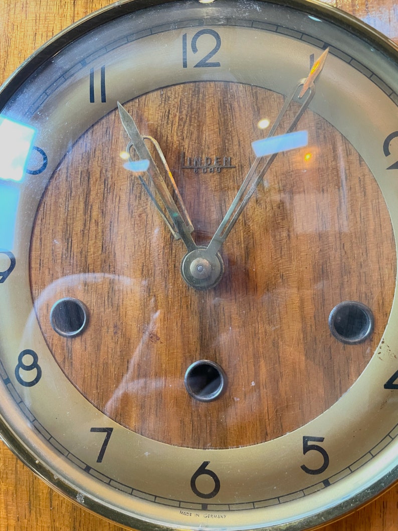 Vintage MCM Clock Art Deco Style Blonde Wood Linden Mantel Clock From ...