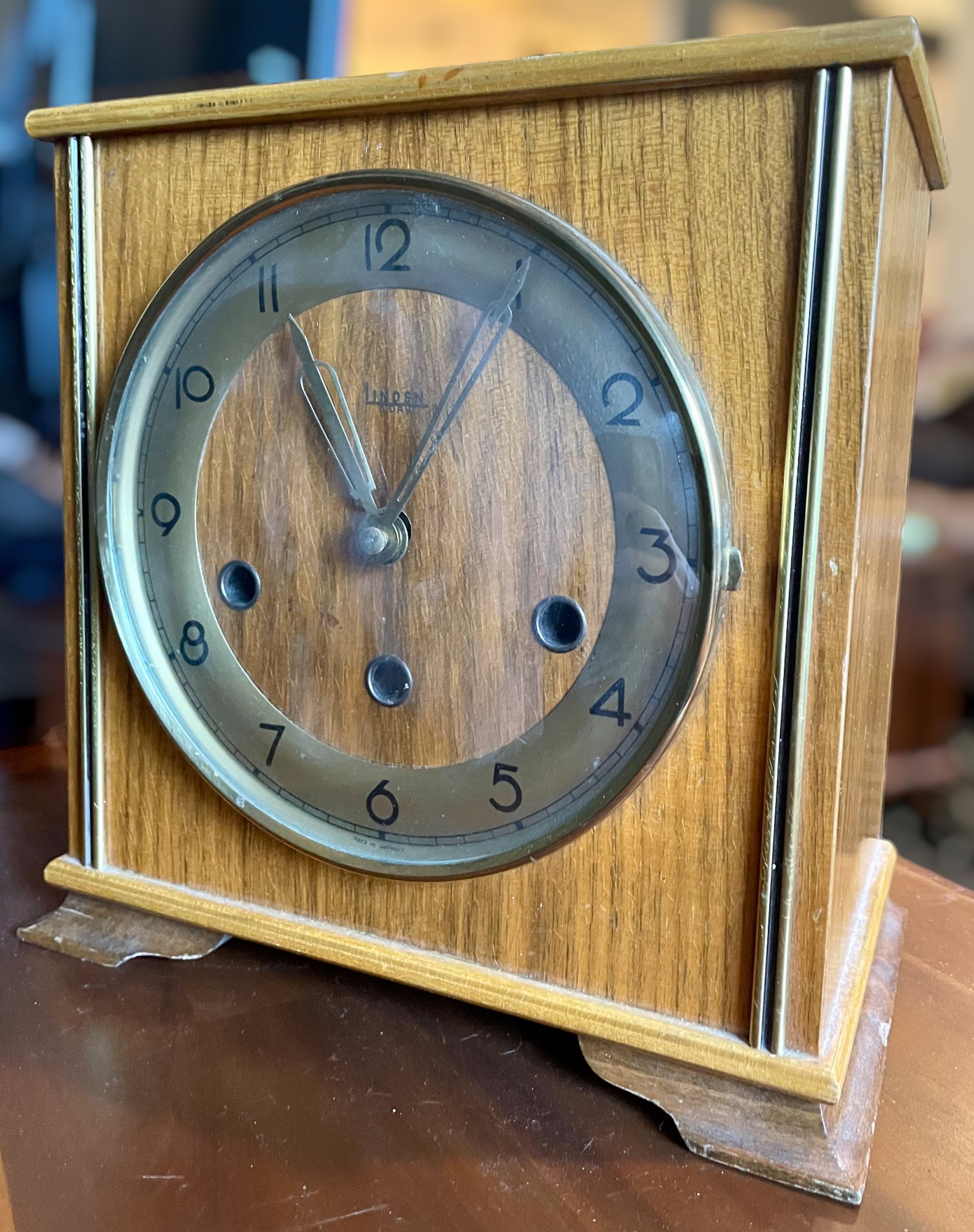 Vintage MCM Clock Art Deco Style Blonde Wood Linden Mantel Clock From ...