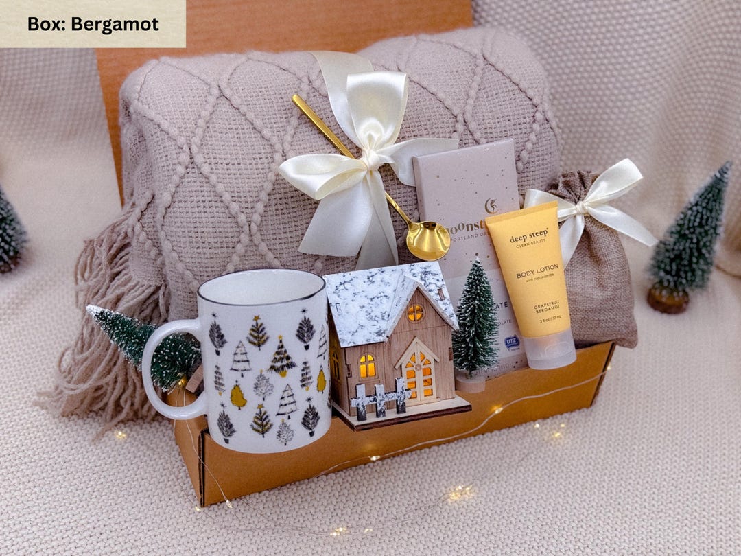 Cozy Winter Gift Box, Christmas Hygge Gift, Holiday Gift Basket, Winter ...