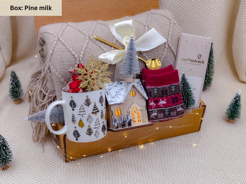 Hygge Holiday Gift Box, Cozy Christmas Gift Basket, Winter Gift Box ...
