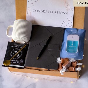 Welcome to the Team Gift Box, Corporate Gifts for Onboarding New Hires ...