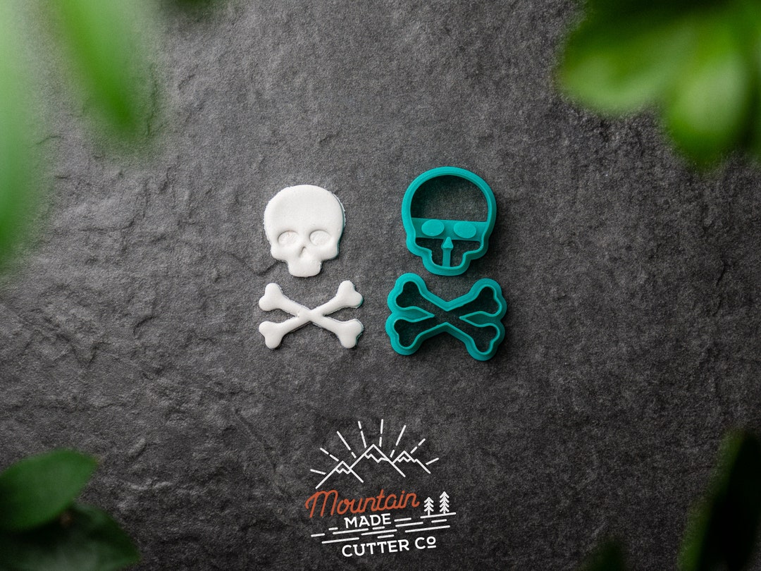 Skull and Crossbones Spooky Shapes Polymer Clay Cutters Jewelry Tools ...