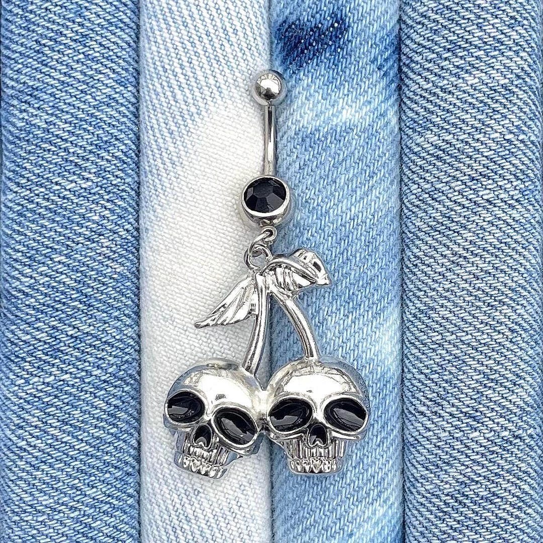 Y2k 2000s Silver Bratz Oversized Black Punk Goth Skull Heart Dangling ...