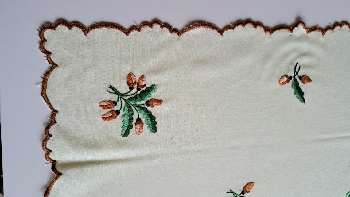 Vintage Hungarian Kalocsa Tablecloth Hand Embroidered Home Decor ...