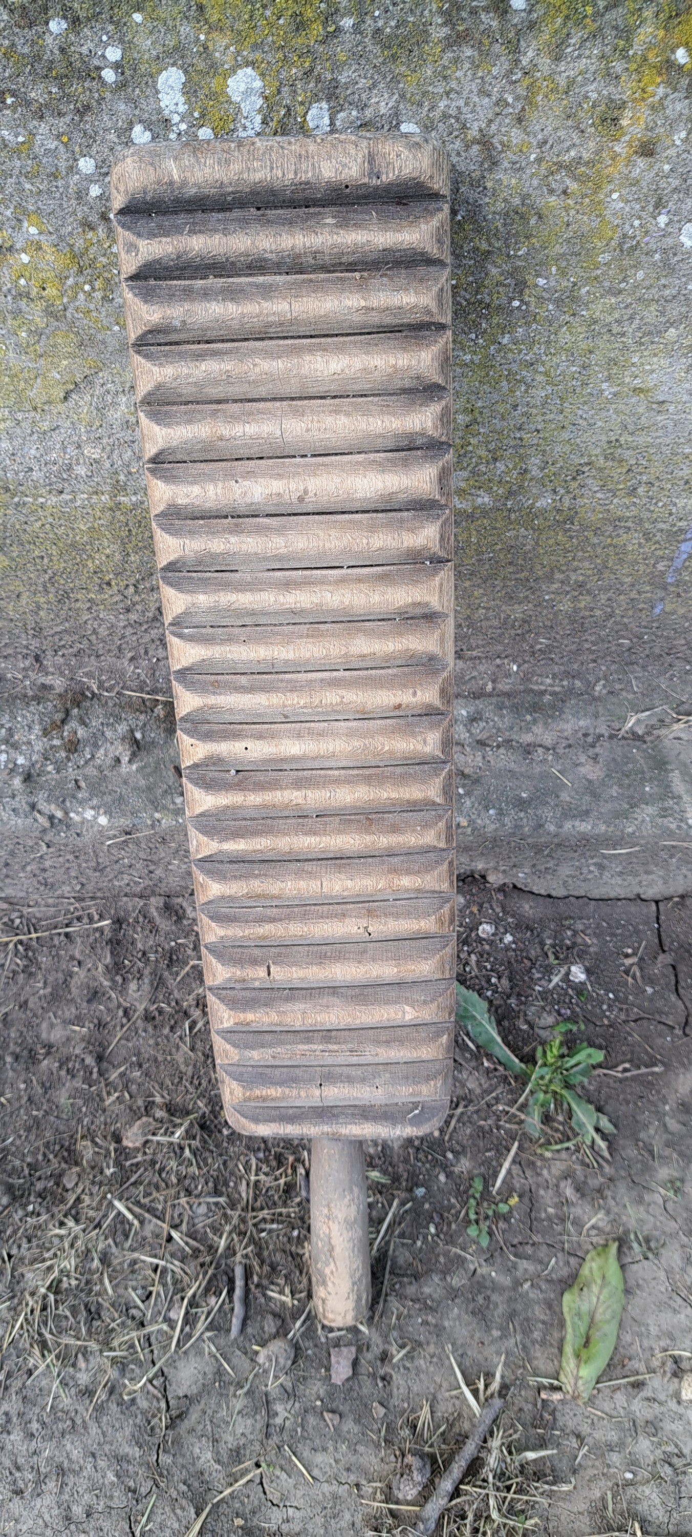 Antique Carved Wooden Mangle Board, Washing Boards Antique Ironing ...