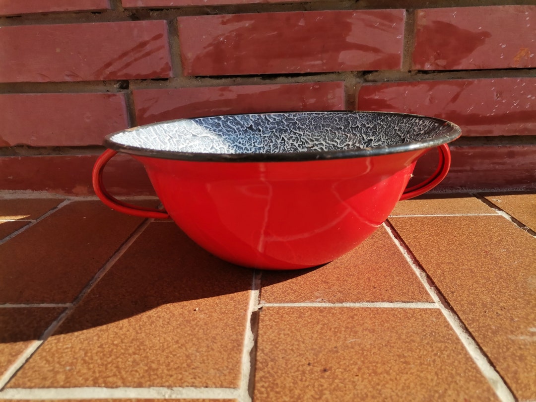 Hungarian Rustic Enameled Red Pasta Bowl Enameled Kitchen Utensil Bowl ...