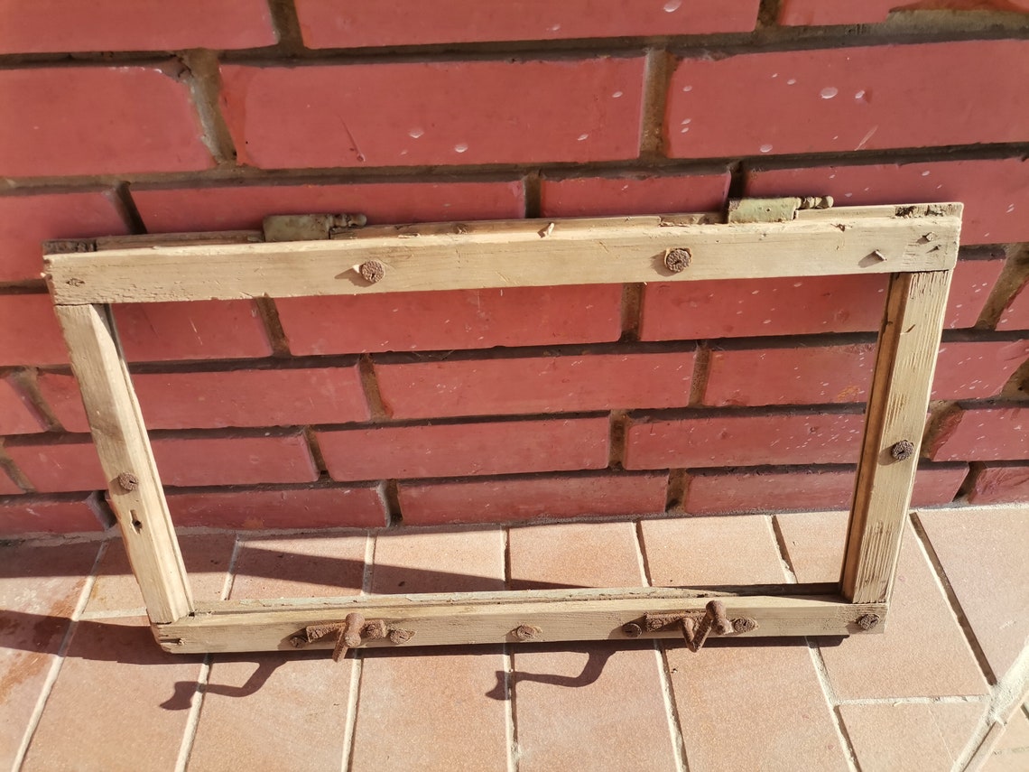 Old Primitive Farmhouse Brown Window Frame Wooden Frames Wall Decor ...