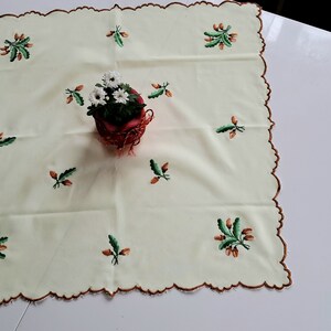 Vintage Hungarian Kalocsa Tablecloth Hand Embroidered Home Decor ...