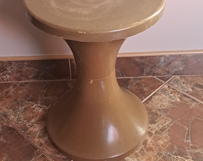 Vintage Pop Art Tulip Stools 1970s. Plastic Green Space Age Design ...