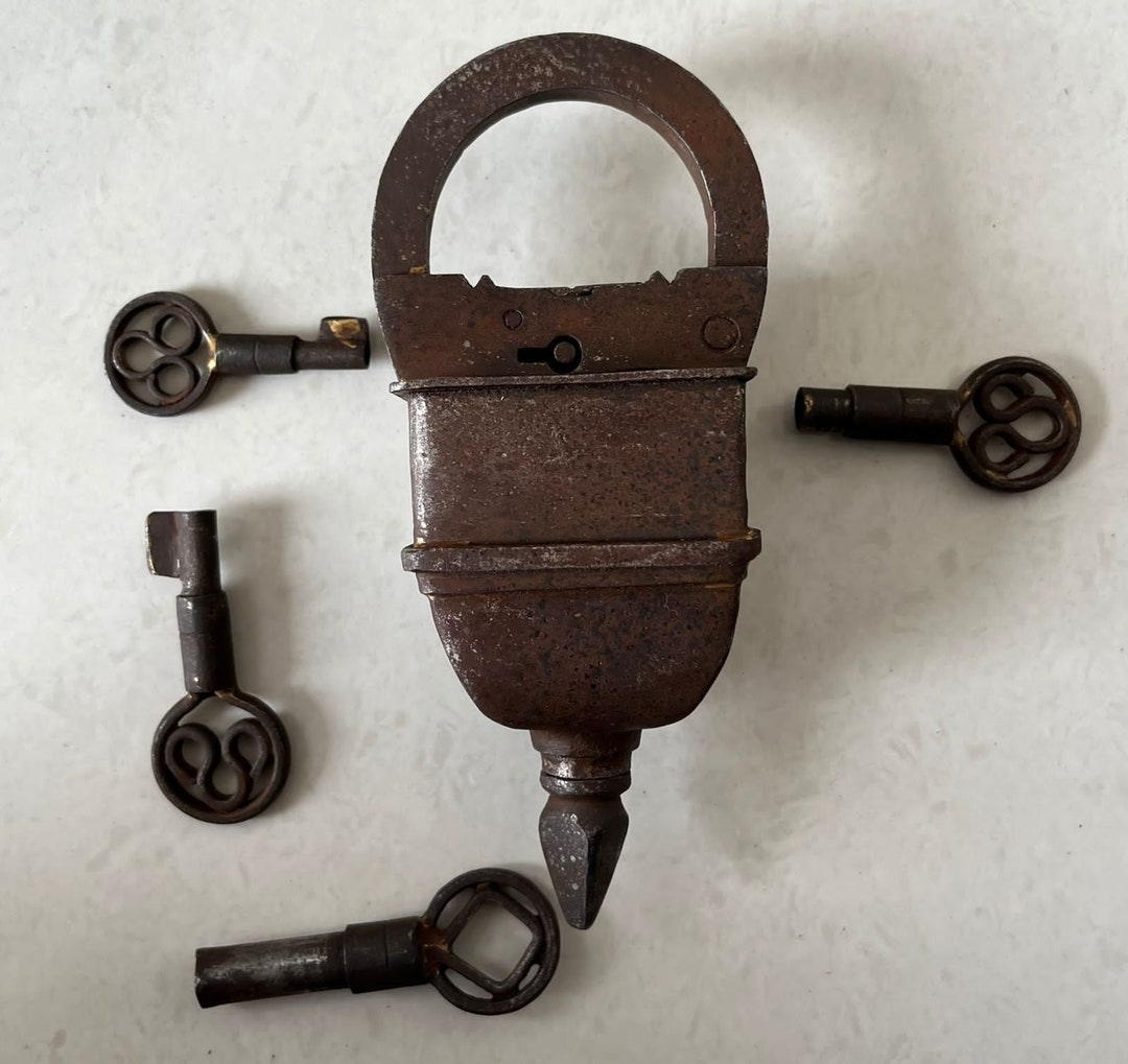 Vintage Iron 4 Keys Tricky Puzzle System Padlock Collectible, Rich ...