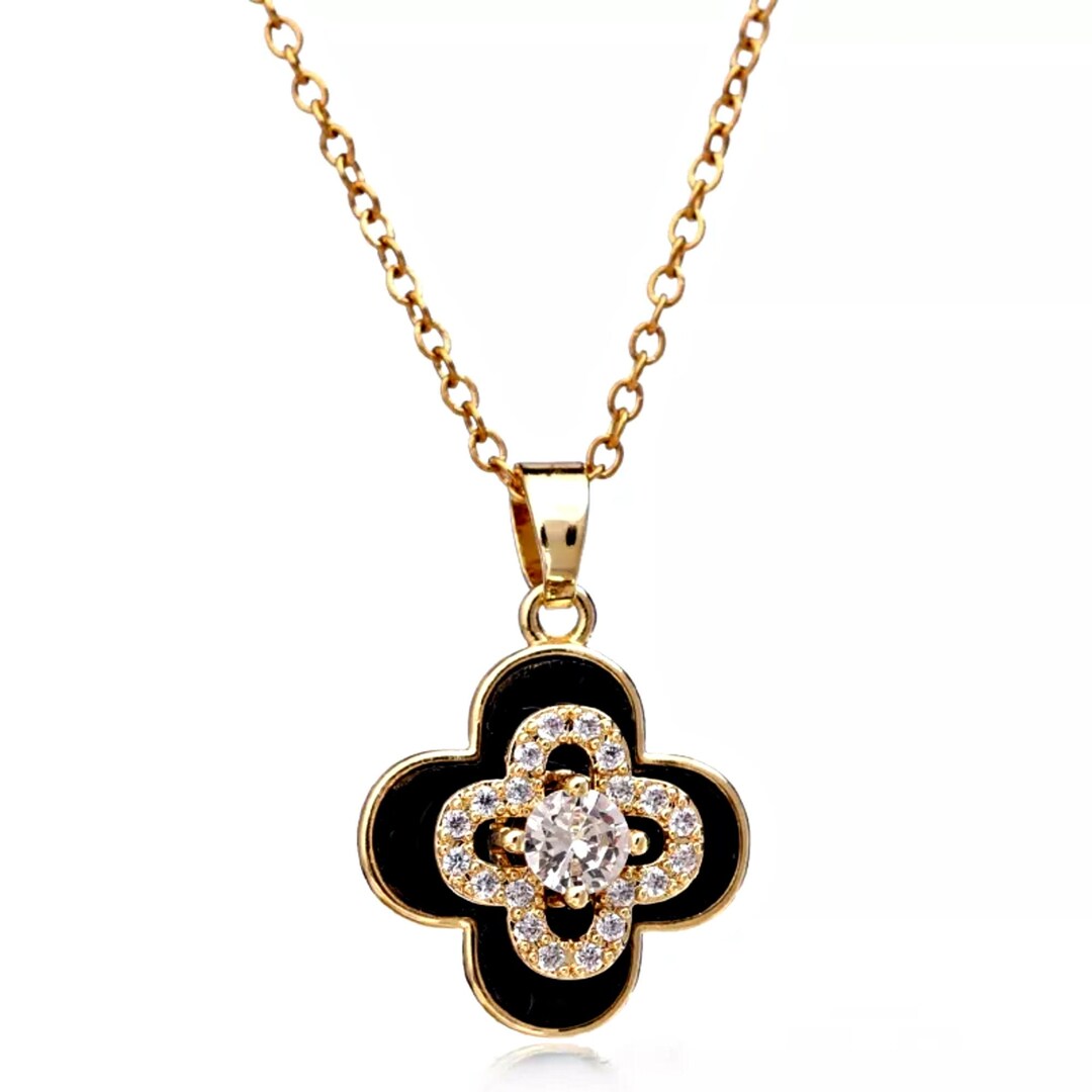 Black Clover Diamond Necklace, Cross Clover Solitaire Pendant, Everyday ...