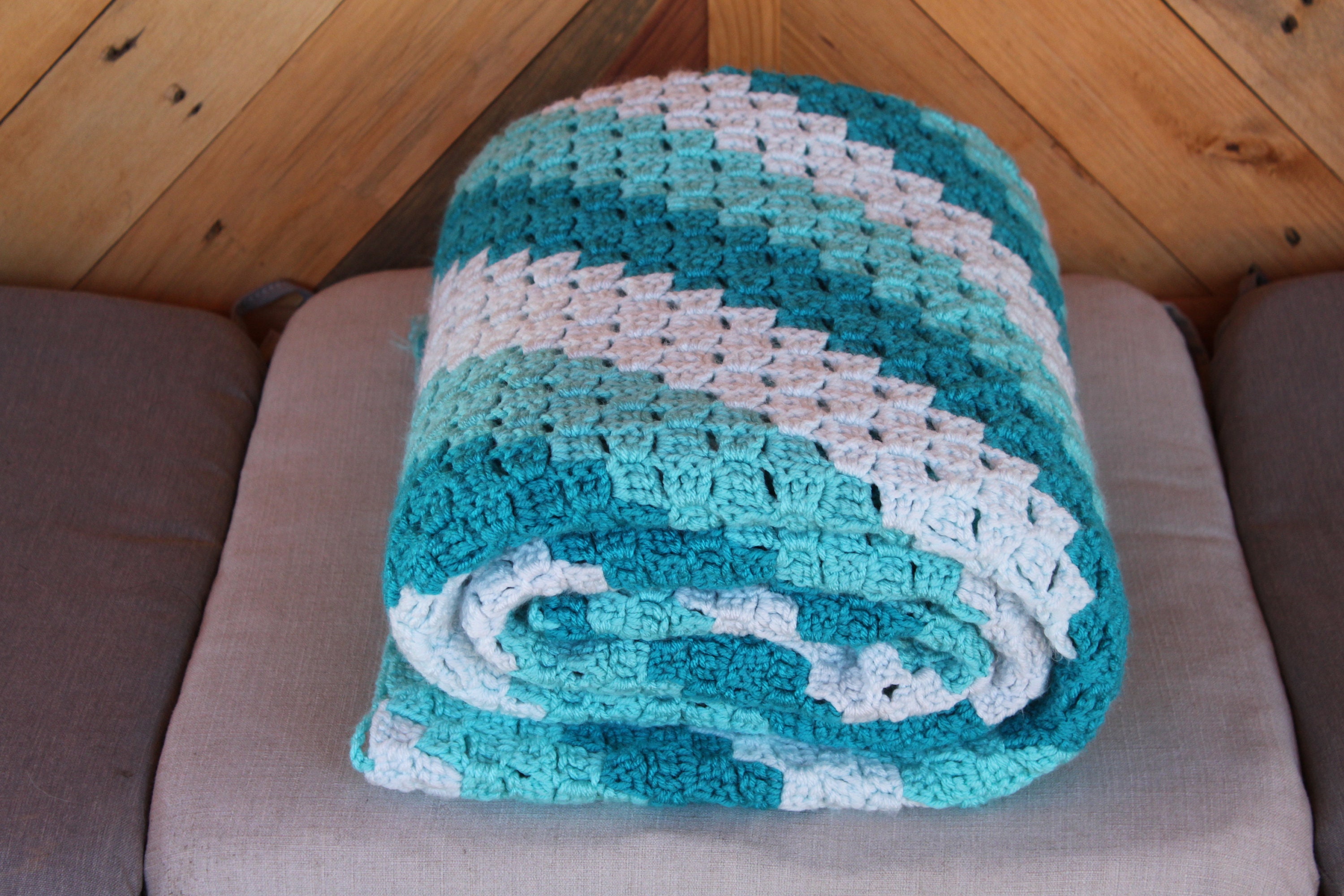 Blue / White Stripped C2C Throw Blanket - Etsy