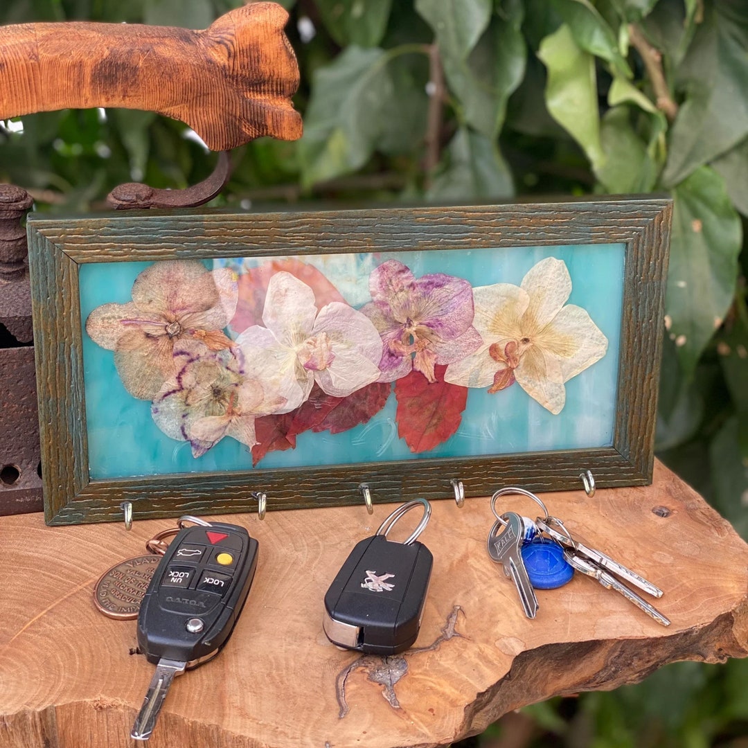 Handmade Stained Glass Key Holder. - Etsy