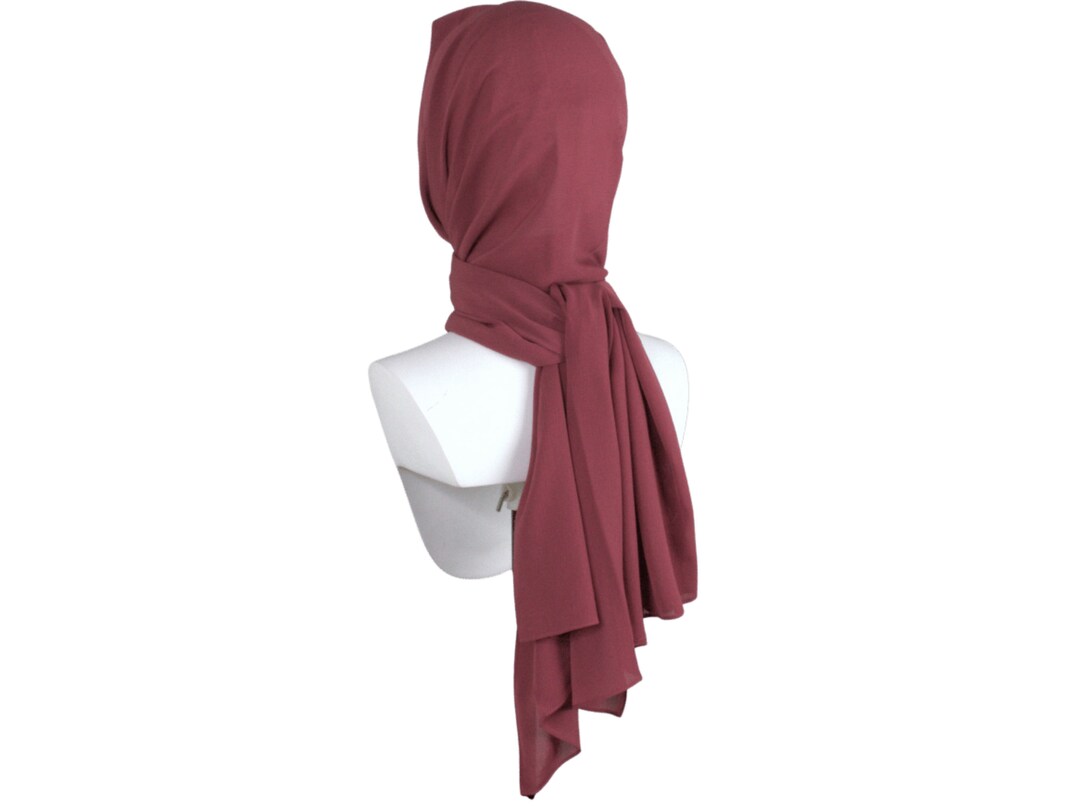 Premium Mauve Red Hijab Crinkle Chiffon Hijab, Rose Blush Chiffon Hijab ...