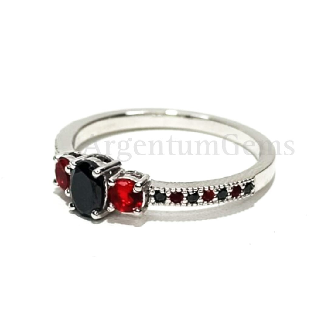 Harley Quinn Inspired 1/10 Ct Black & Red Diamond Ring A Striking ...