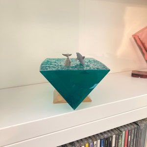 Delphine Resin Cube, Paperweight, Water Resin Diorama, Ocean Diorama ...