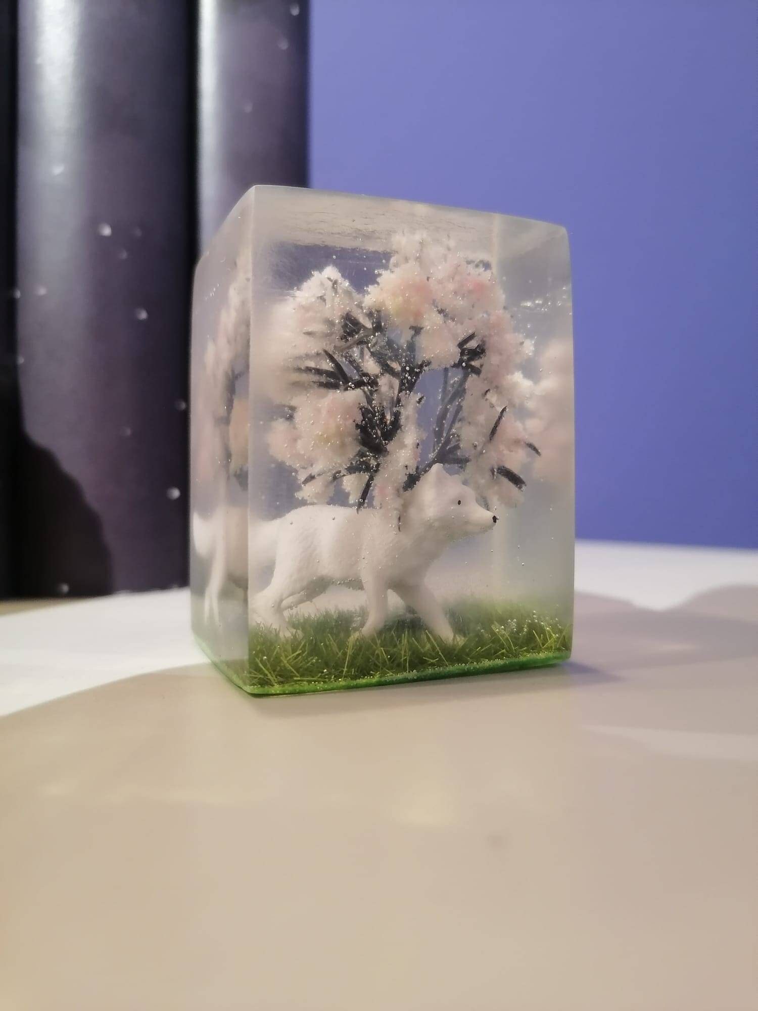 Resin Cube Dog, Epoxy Resin Cube, Micro Landscape, Paperweight, Resin ...