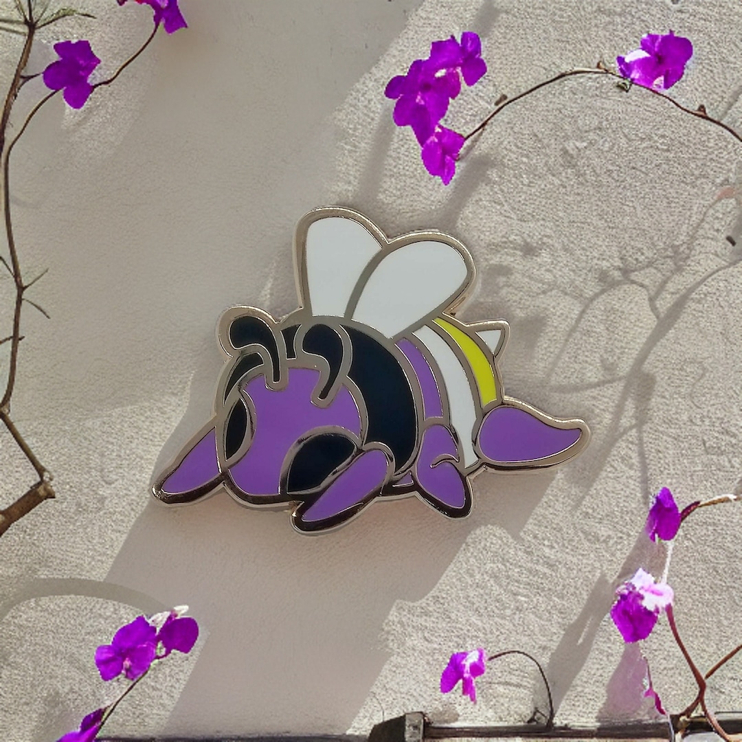 Nonbinary Sploot Bee - Etsy