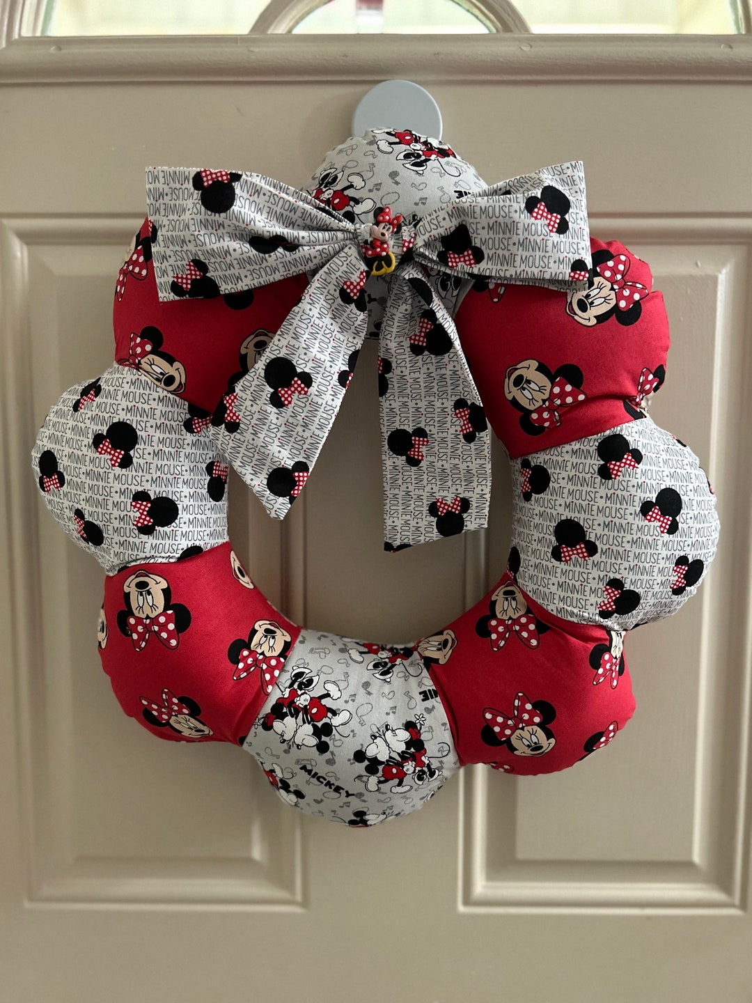 Mickey & Minnie Mouse Wreath - Etsy