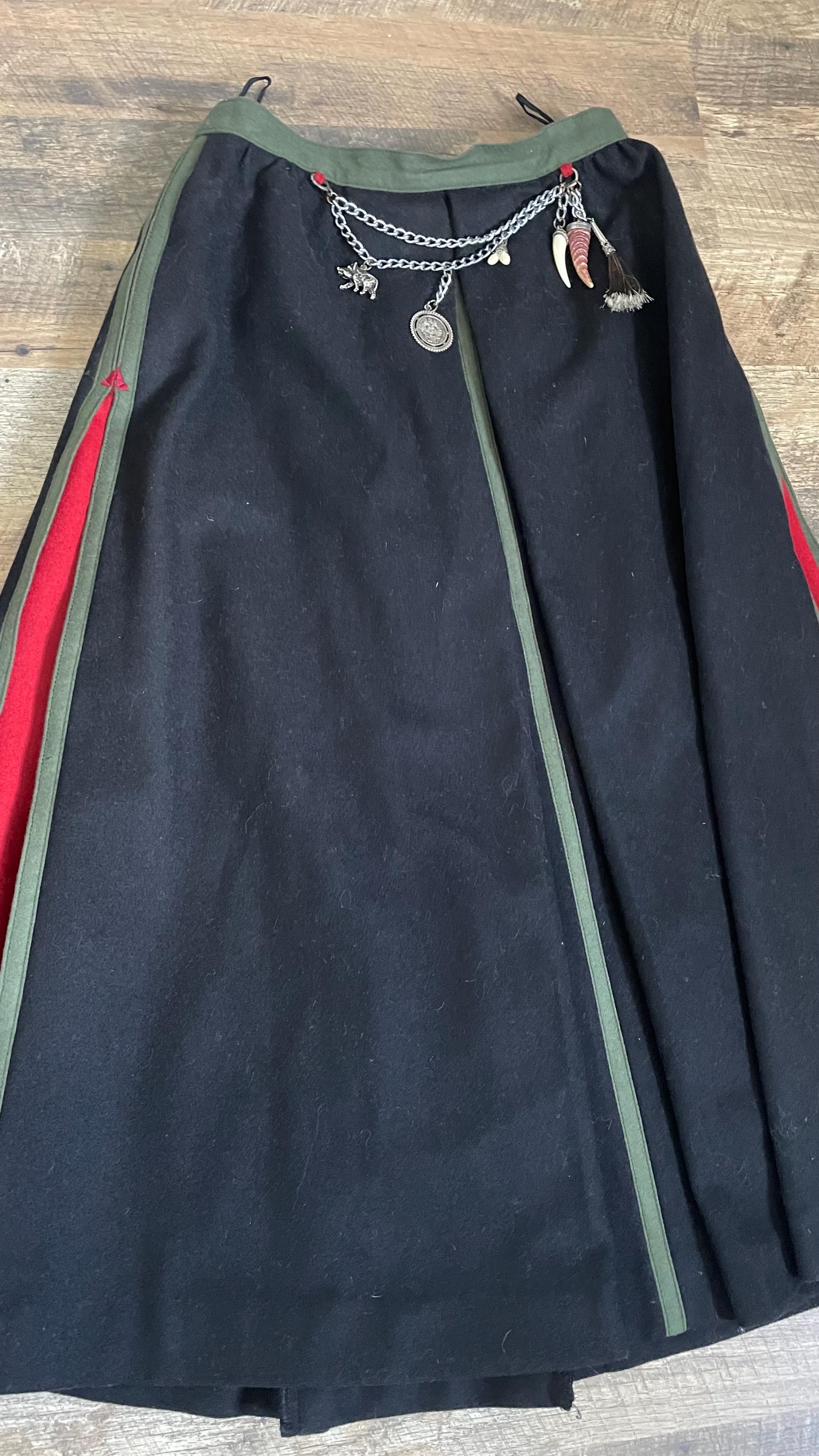 Vintage Tyrolean Wool Skirt With Chain Accents 38 - Etsy