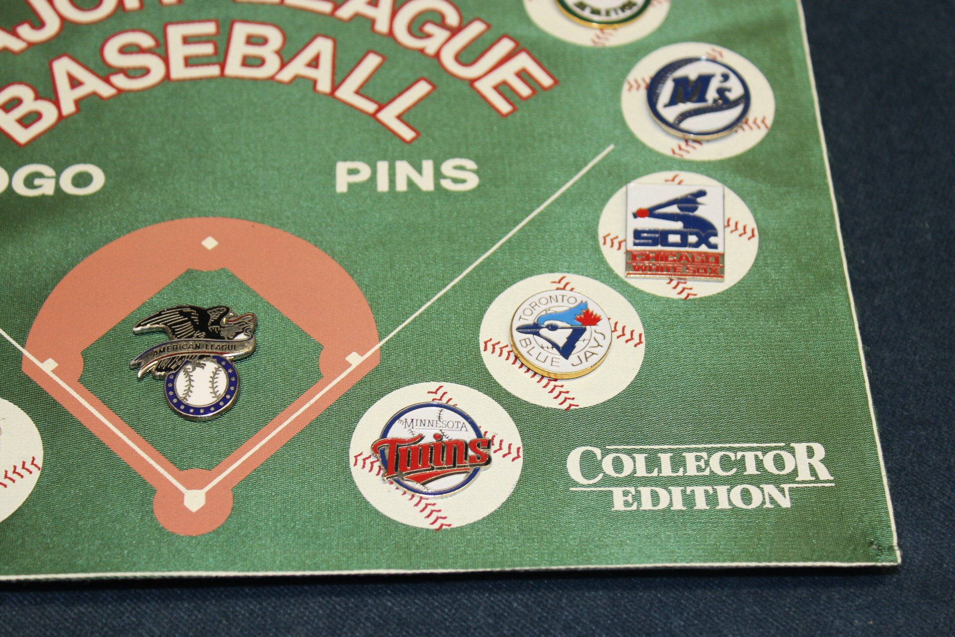 Vintage Major League Baseball MLB Logo Pins Collector Edition, Nice Set ...