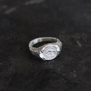 Custom Signet Ring With Wax Seal - Personalized Family Crest Design - Etsy