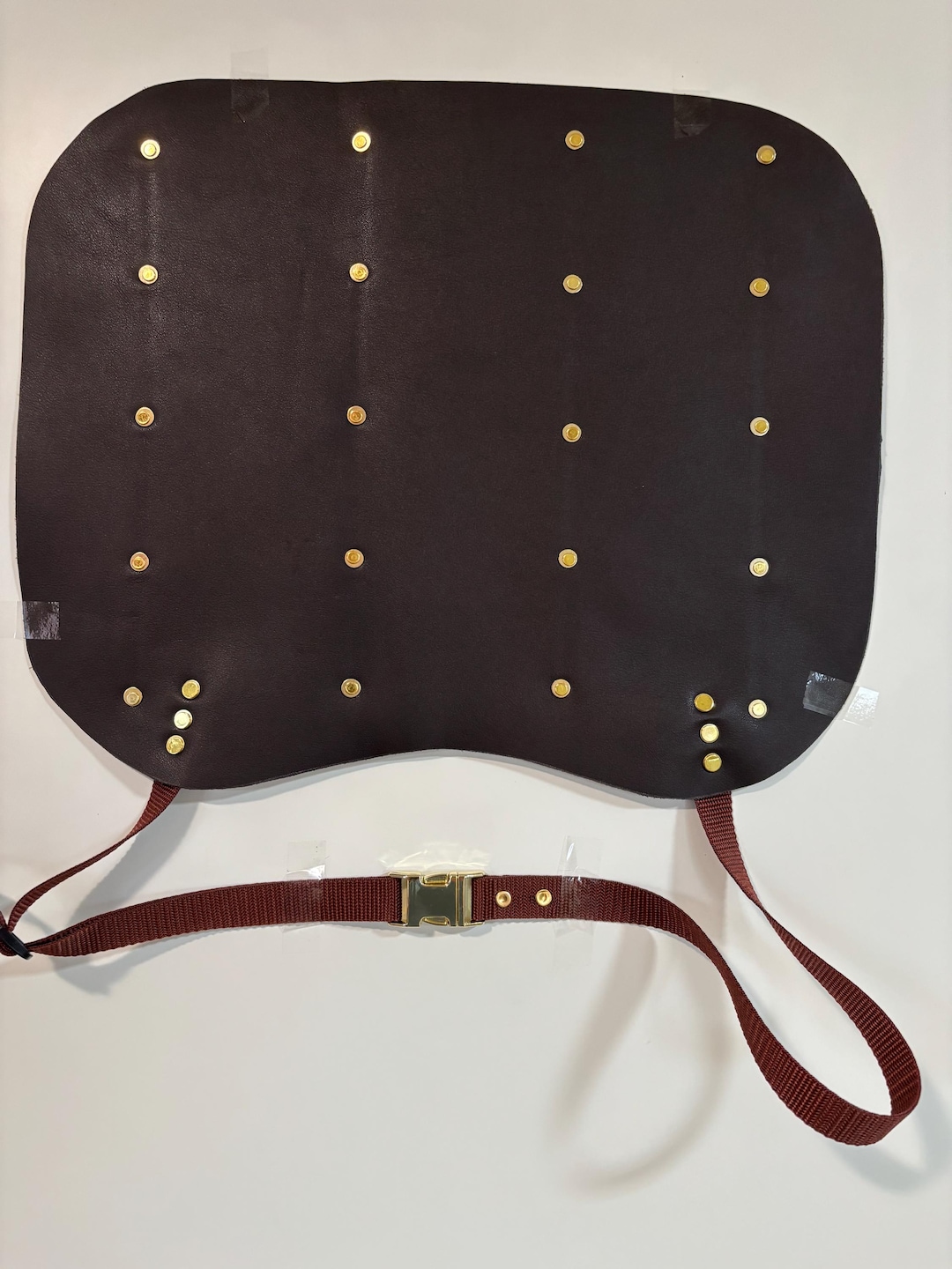 4.b. Large Apron With Reinforcement, Metal Click Closure and Gold ...