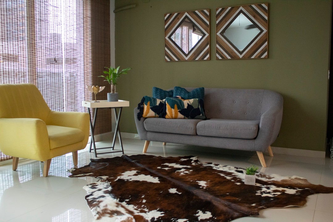 Extra Large Cowhide Rug Tricolor Dark - White, Brown and Black - 6’x7 ...