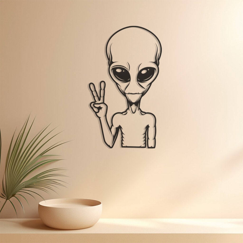 Alien Design Metal Wall Art, Peace Sign Alien Decor, Extraterrestrial ...