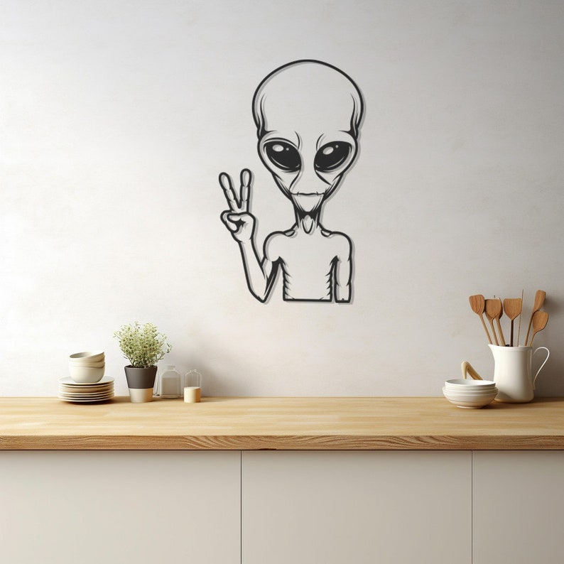Alien Design Metal Wall Art, Peace Sign Alien Decor, Extraterrestrial ...