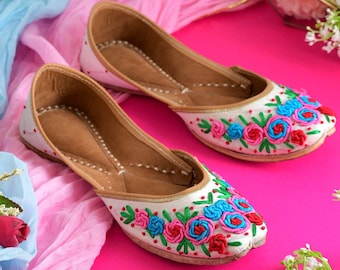 Indian Ladies Jutti - Etsy