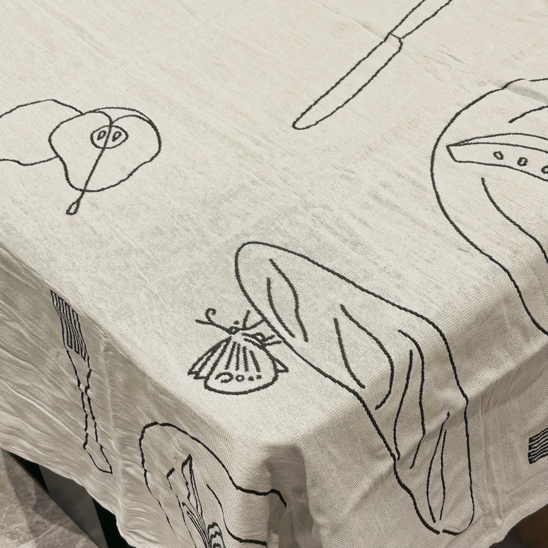 Hand-embroider Mediterranean Tablecloth, Double-sided Black and Beige ...