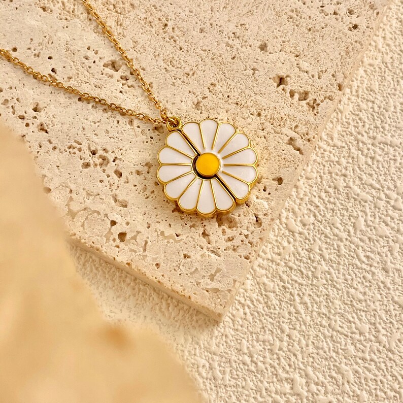 Hidden Message Daisy Locket Necklace Christian Jewelry - Etsy