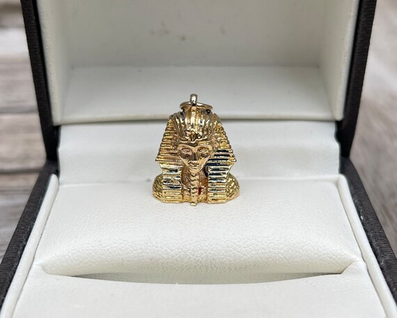 Heavy 9ct Gold Egyptian Sarcophagus Mummy Charm - Gem