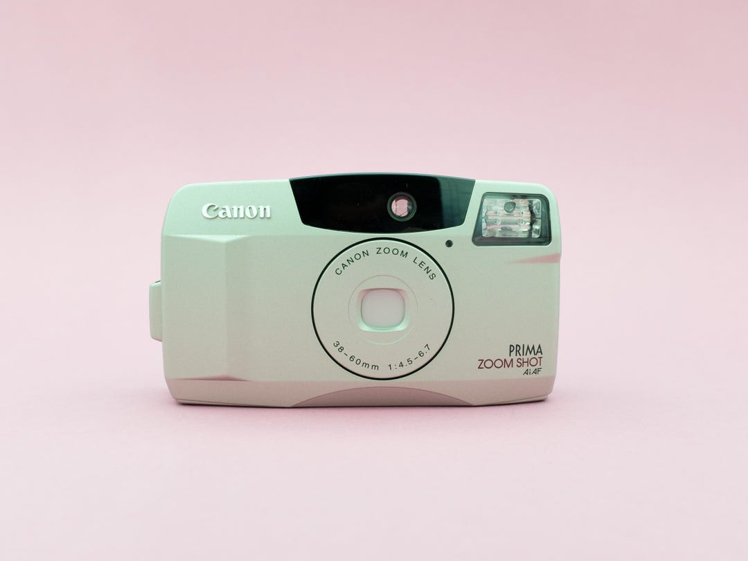 Canon Prima Zoom Shot Retro Film Camera From the 90s for 35mm Film ...
