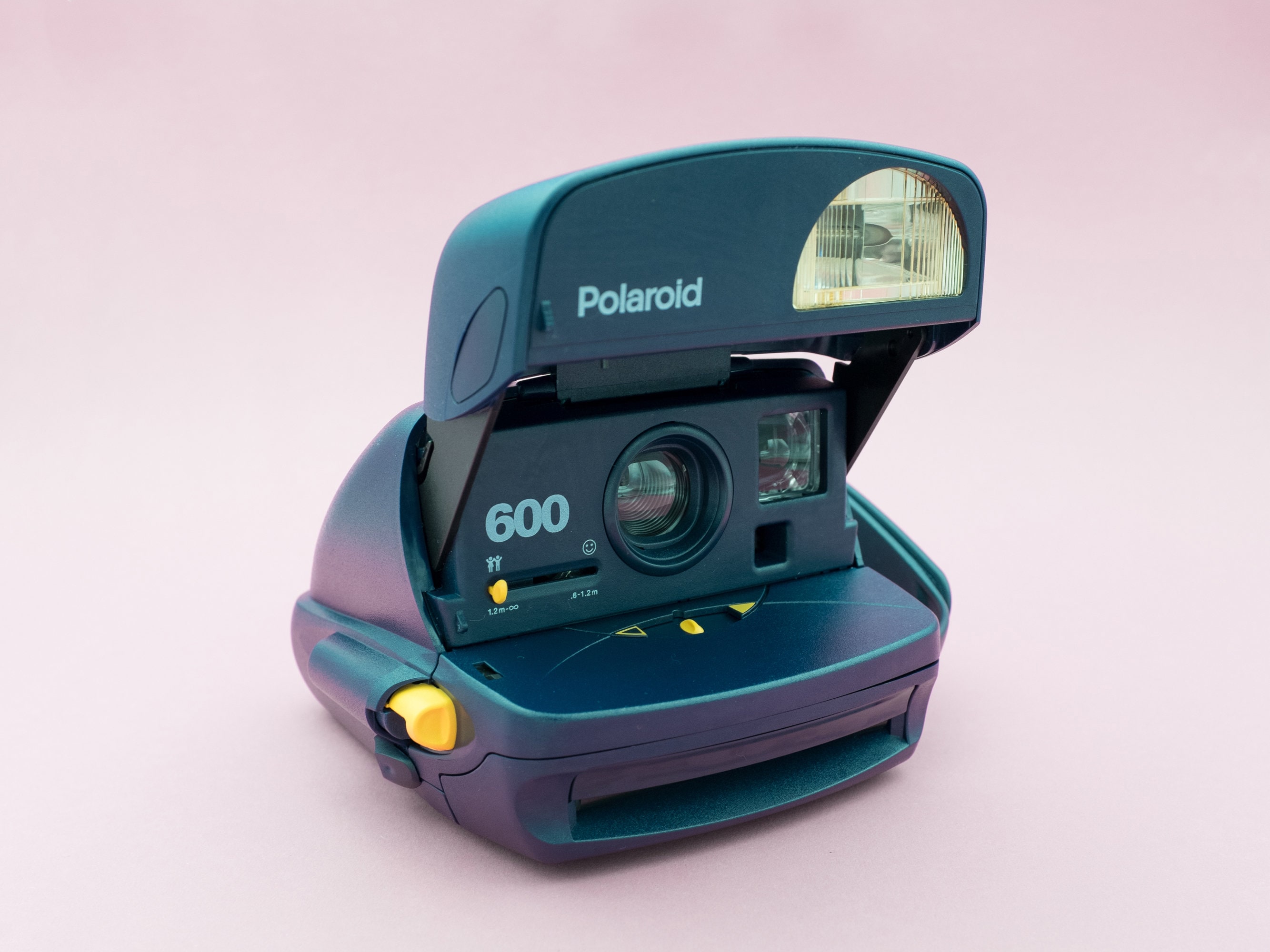 Polaroid 600 Vintage Instant Camera With the Classic 1990's Design ...